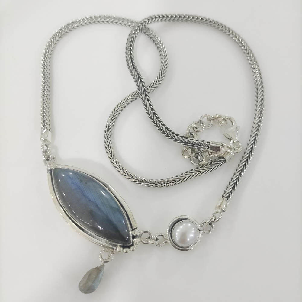 Boho Design Black Labradorite Silver Necklace